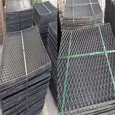 China Silver Aluminum Metal Expanded Metal Mesh/Steel Iron Expanded Metal Mesh For Protection and Decoration supplier